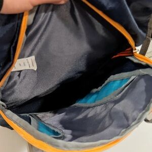 Crane | Bags | Crane Sports Hydration Hiking Backpack 2l In Navy | Poshmark